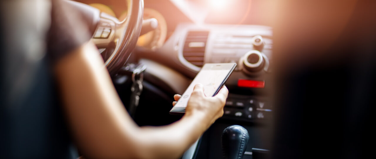 Heightened Distracted Driving Risks in Summer - eMaxx Assurance Group ...